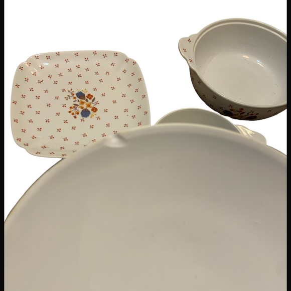Dining | Vintage Mid Century Farmhouse Style Dish Set Nice Vintage Set ...